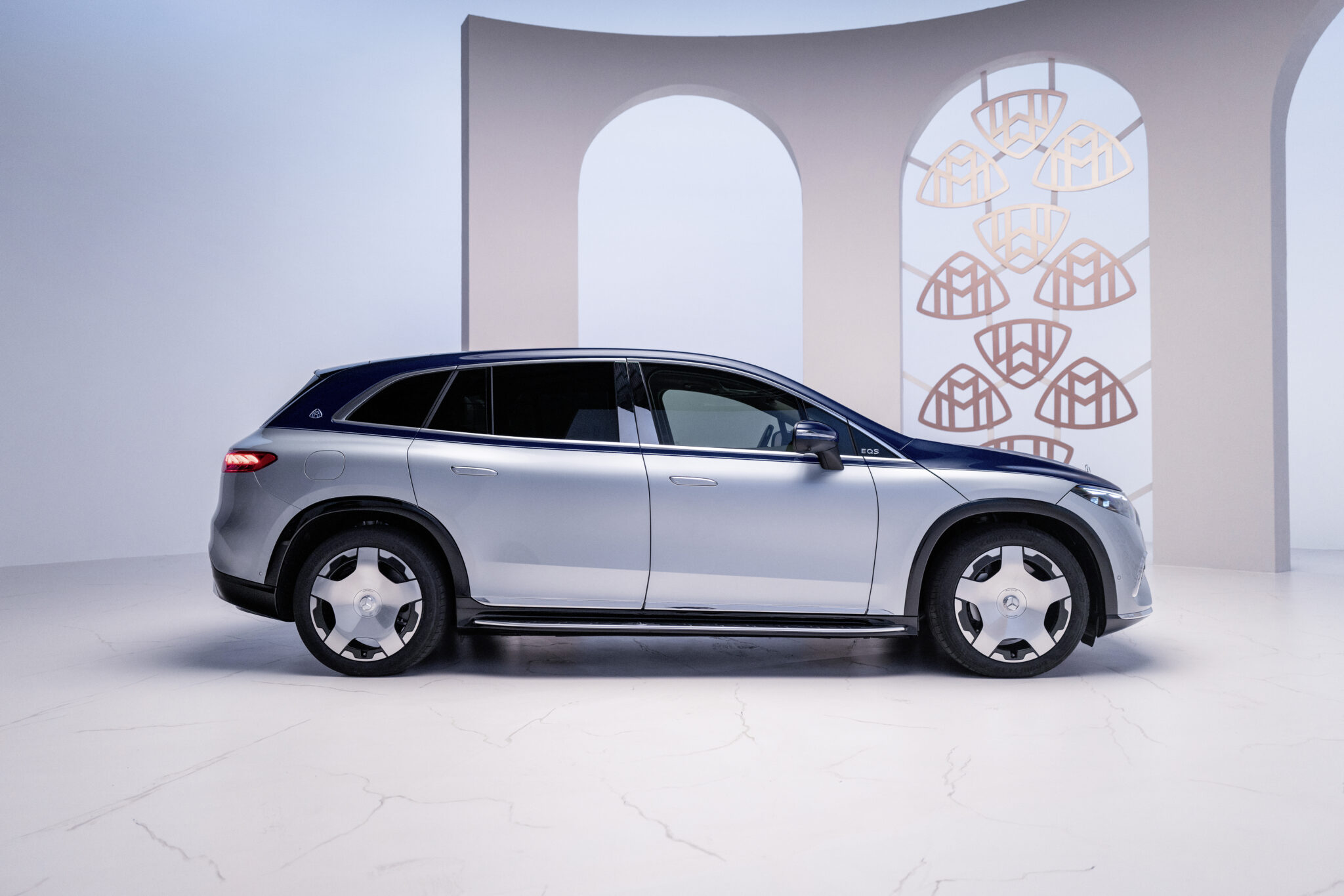 Mercedes Maybach Eqs 680 Suv La Emblemática Marca Presenta Su Primer